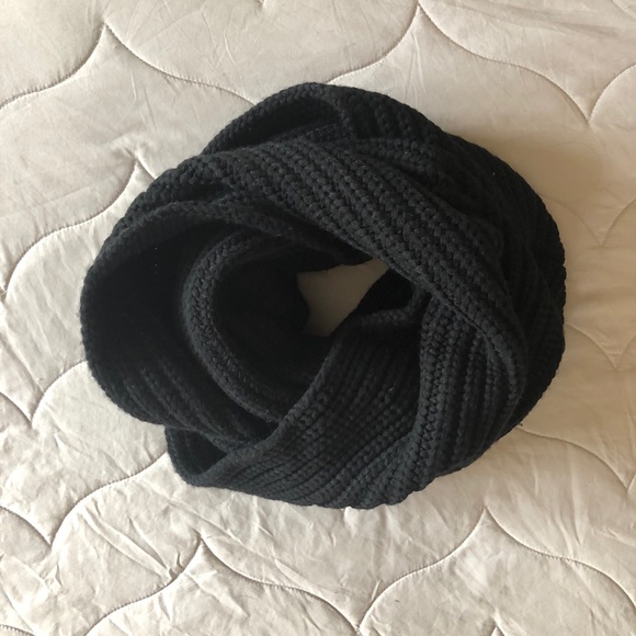 J. Crew | Accessories | J Crew Ribbed Infinity Scarf | Poshmark